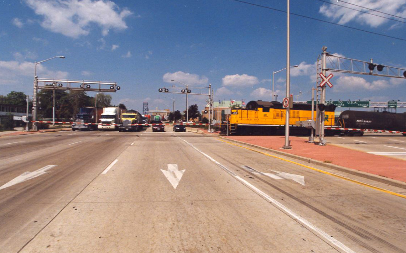 Grade Crossing Installations – Condor